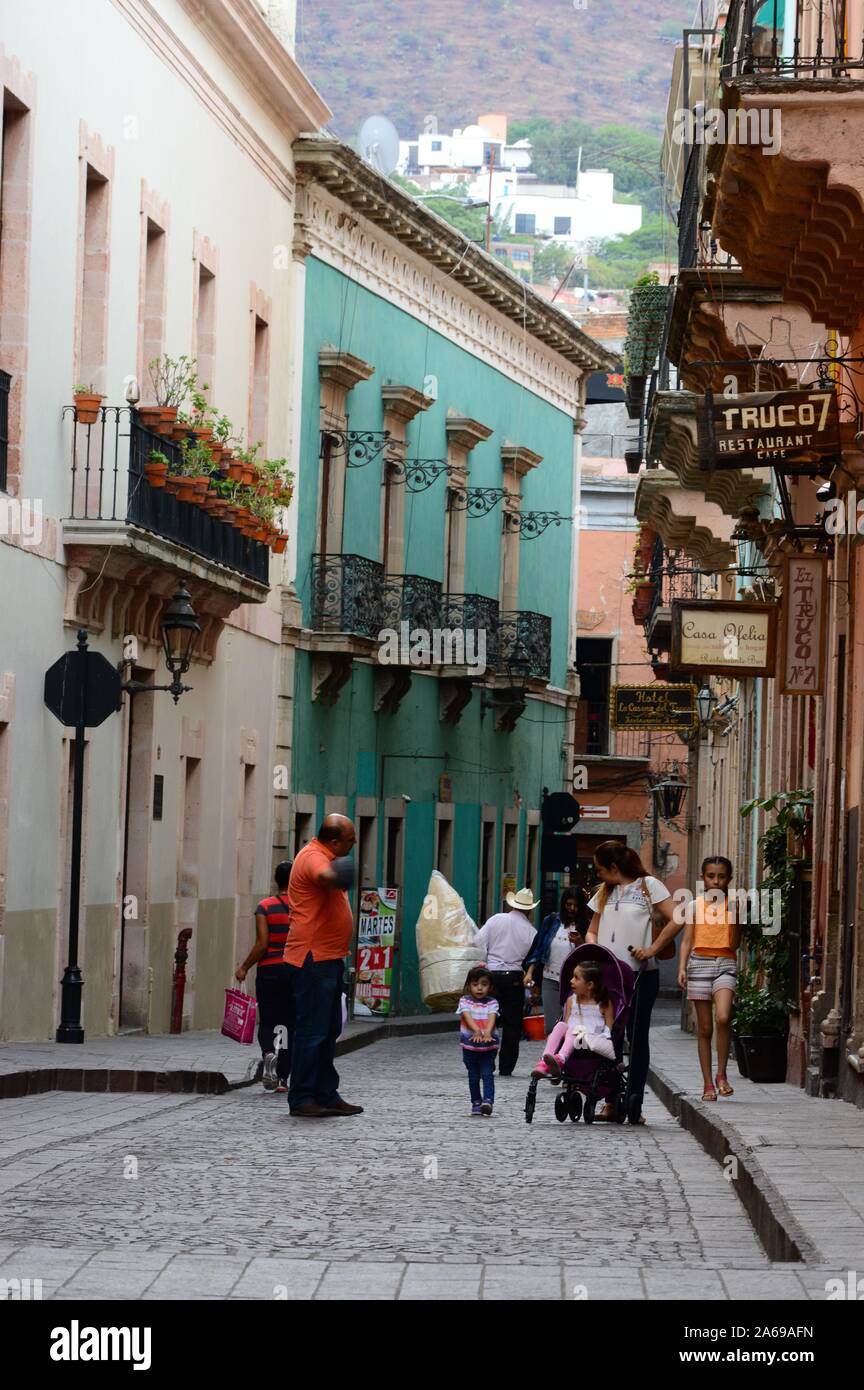 Vie de rue à guanajuato mexique Banque de photographies et d’images à ...