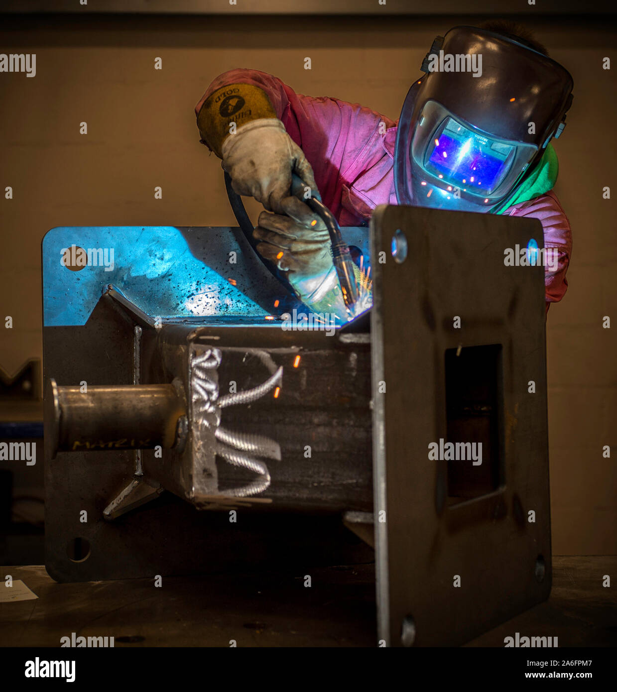 Soudage mig Banque de photographies et d’images à haute résolution - Alamy