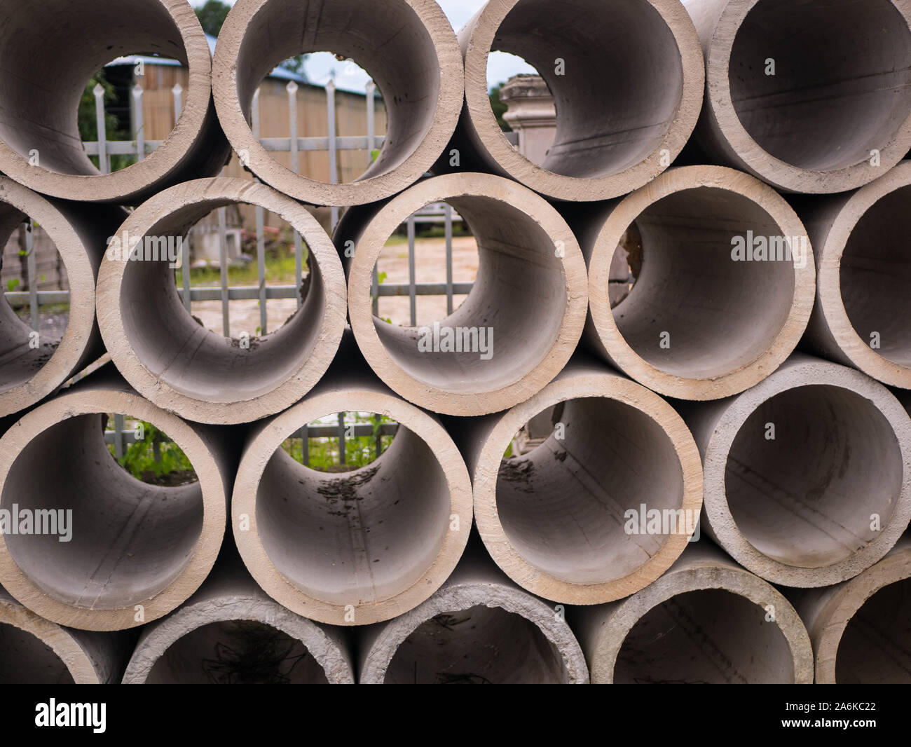 Precast concrete pipes Banque de photographies et d’images à haute ...