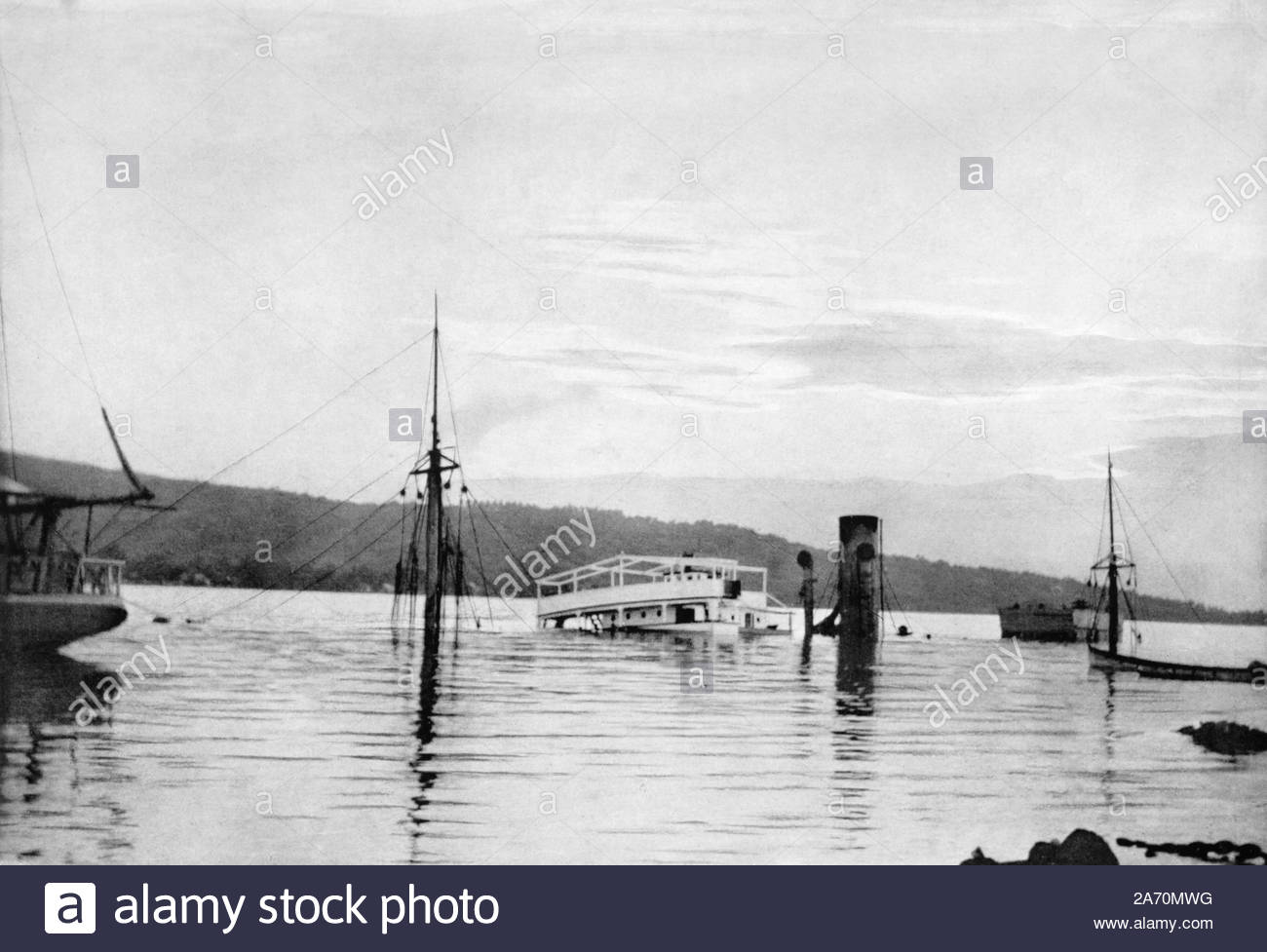 WW1 port de Papeete Tahiti après le bombardement par des navires de ...
