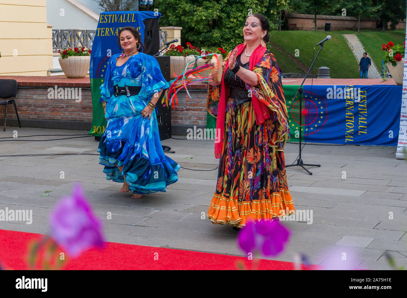 La Vie de bohème Gypsy à Sibiu Internațional Poèmes Roma Festival ...