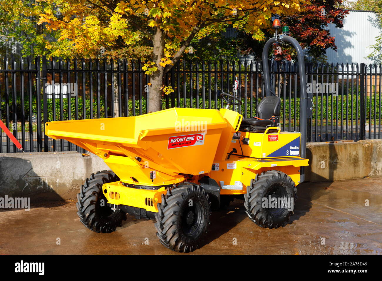 Un tout nouveau Thwaites 3 tonnes camion benne pivotante Photo Stock ...