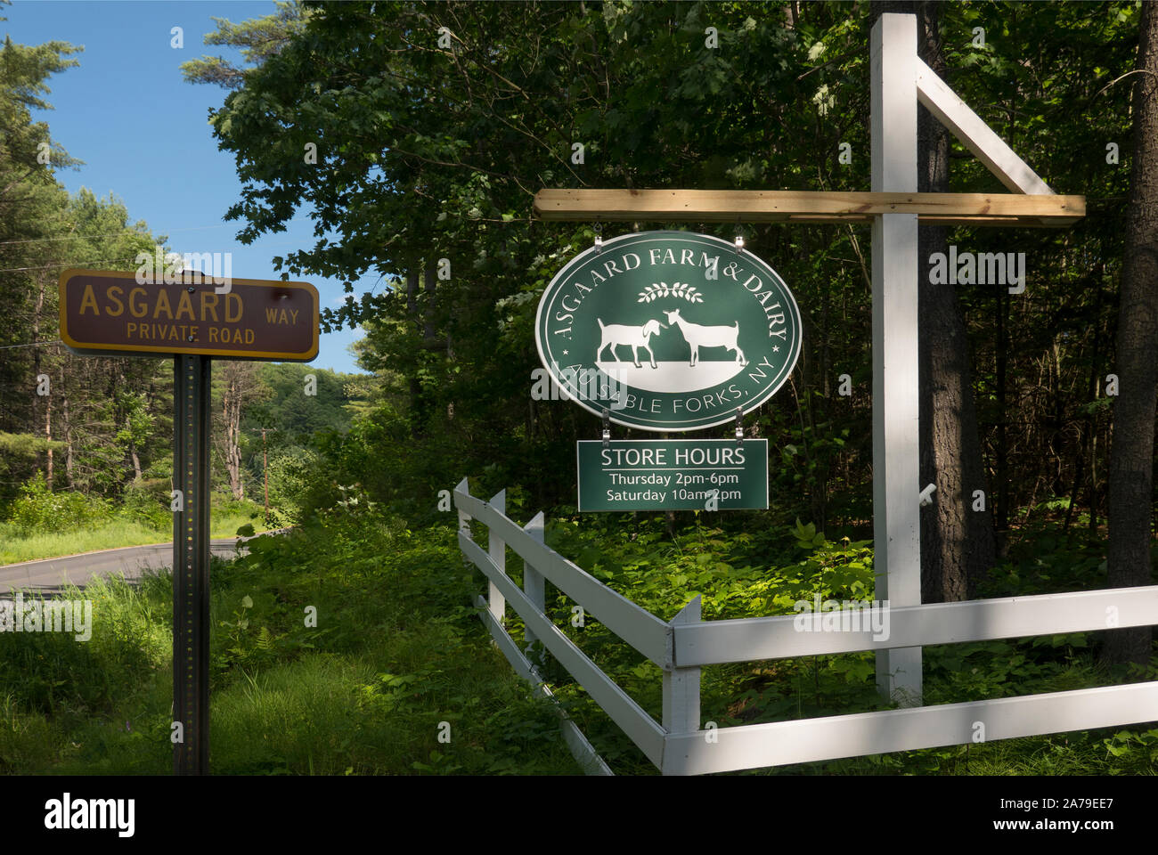 Asgaard farm et laiterie Banque de photographies et d’images à haute ...