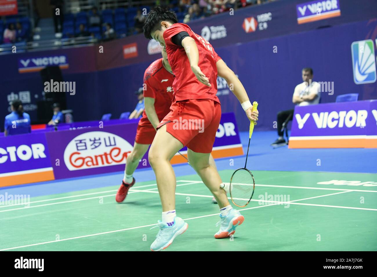 Les joueurs de badminton professionnel chinois Wang Dongping Yilv Huang et concurrencer les ...