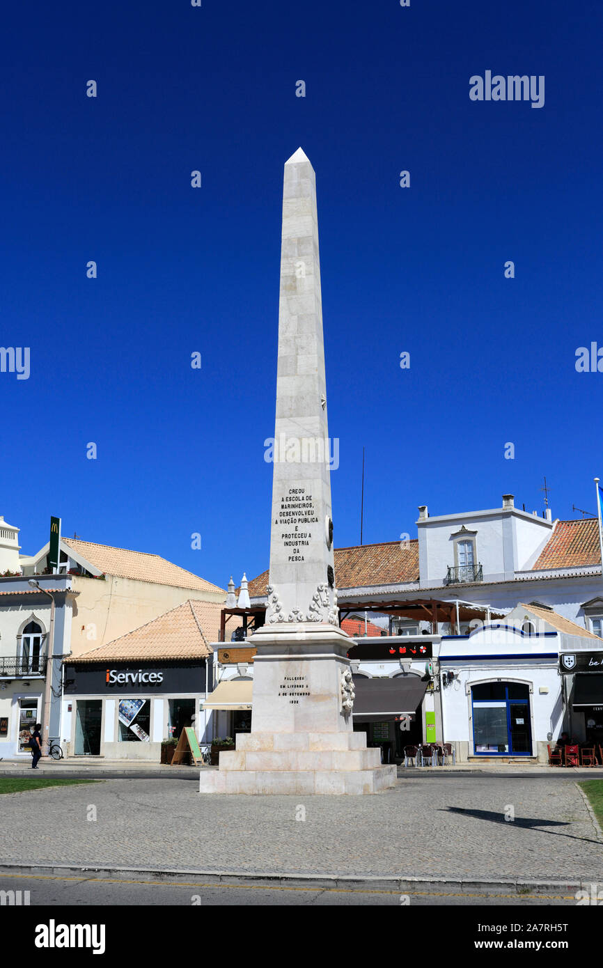 Obélisque de l'algarve Banque de photographies et d’images à haute ...