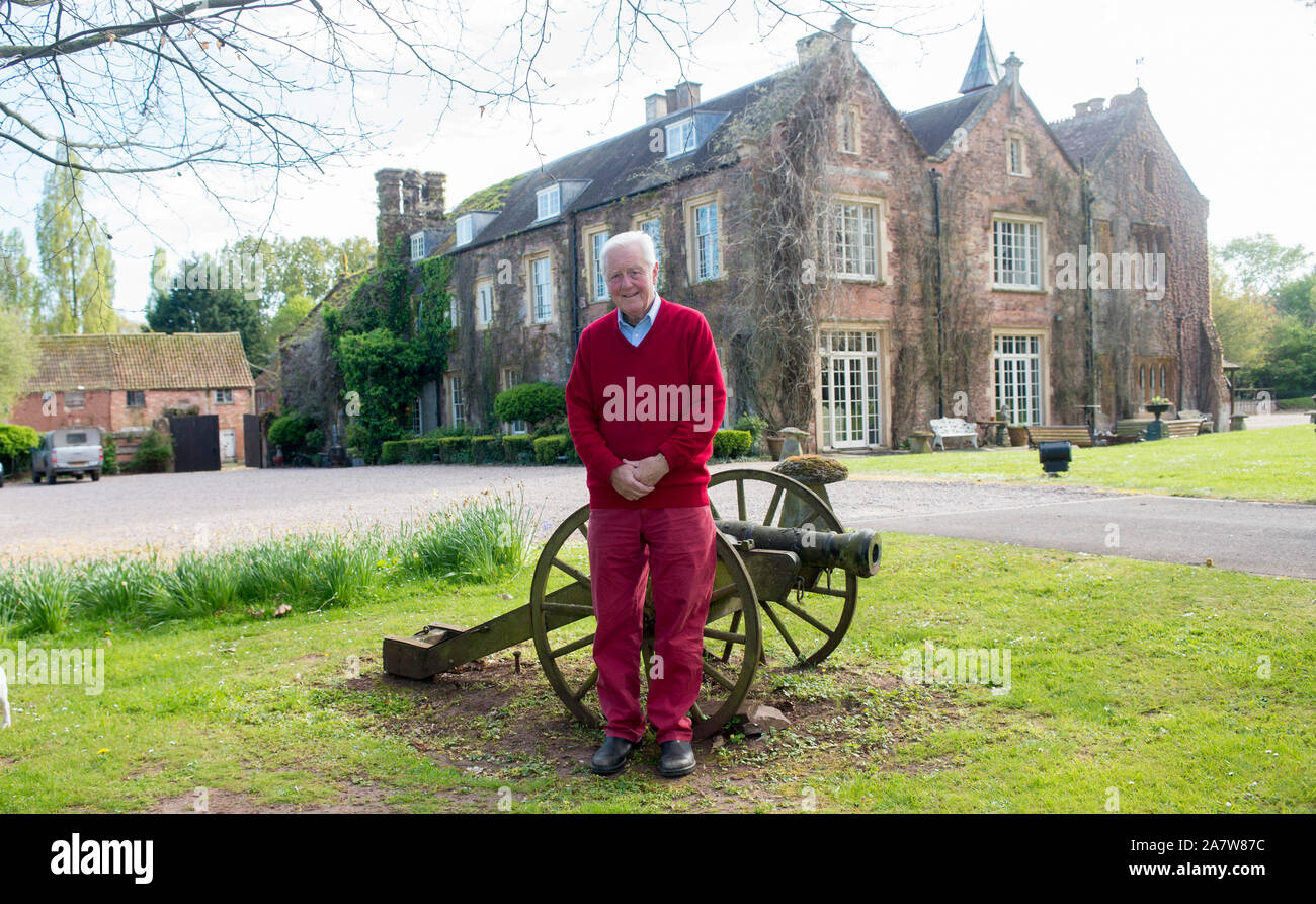 Sir Benjamin Slade à son domicile près de Taunton. Il est à la ...