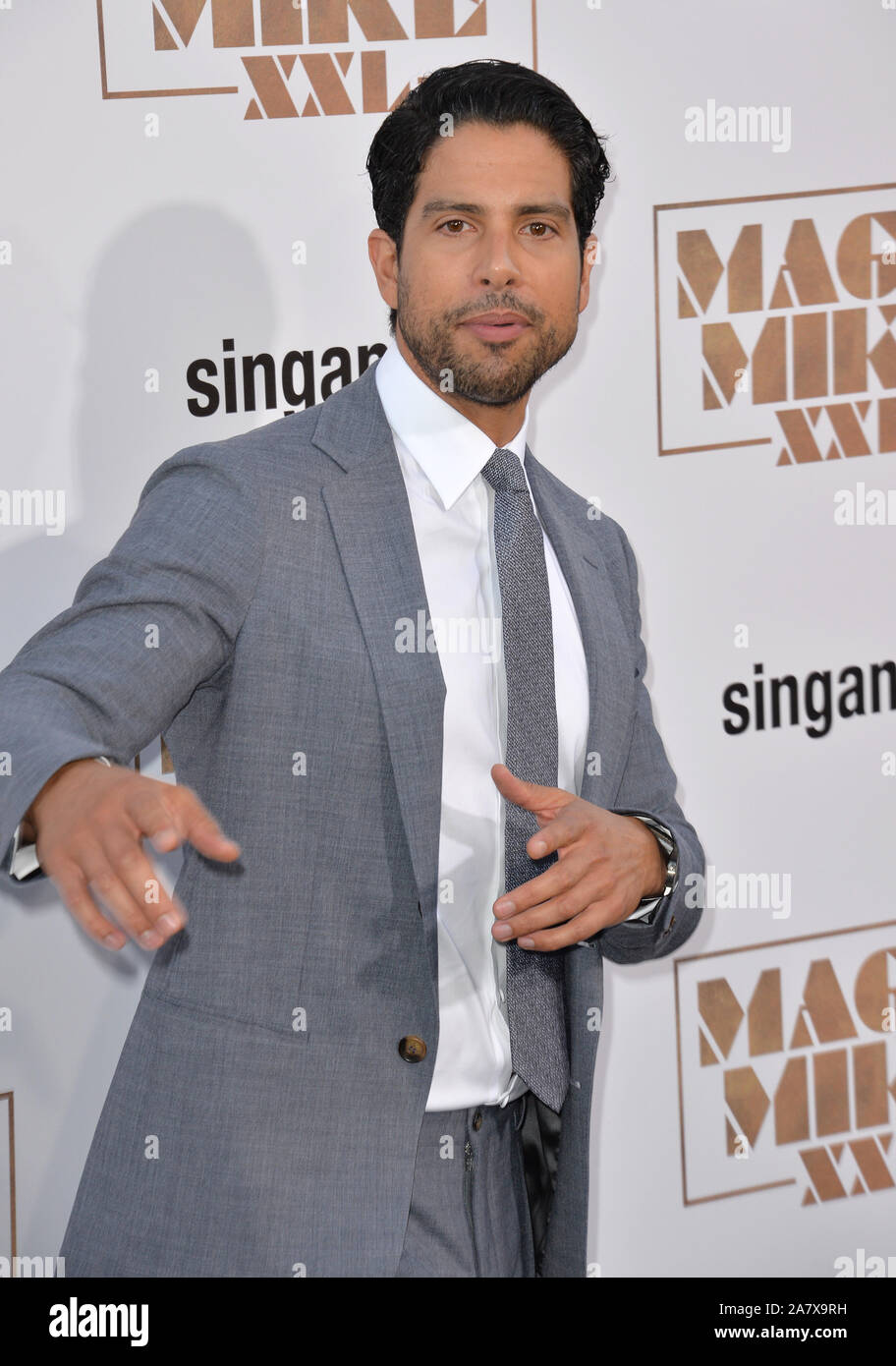 Mike magique xxl 2015 adam rodriguez Banque de photographies et d ...