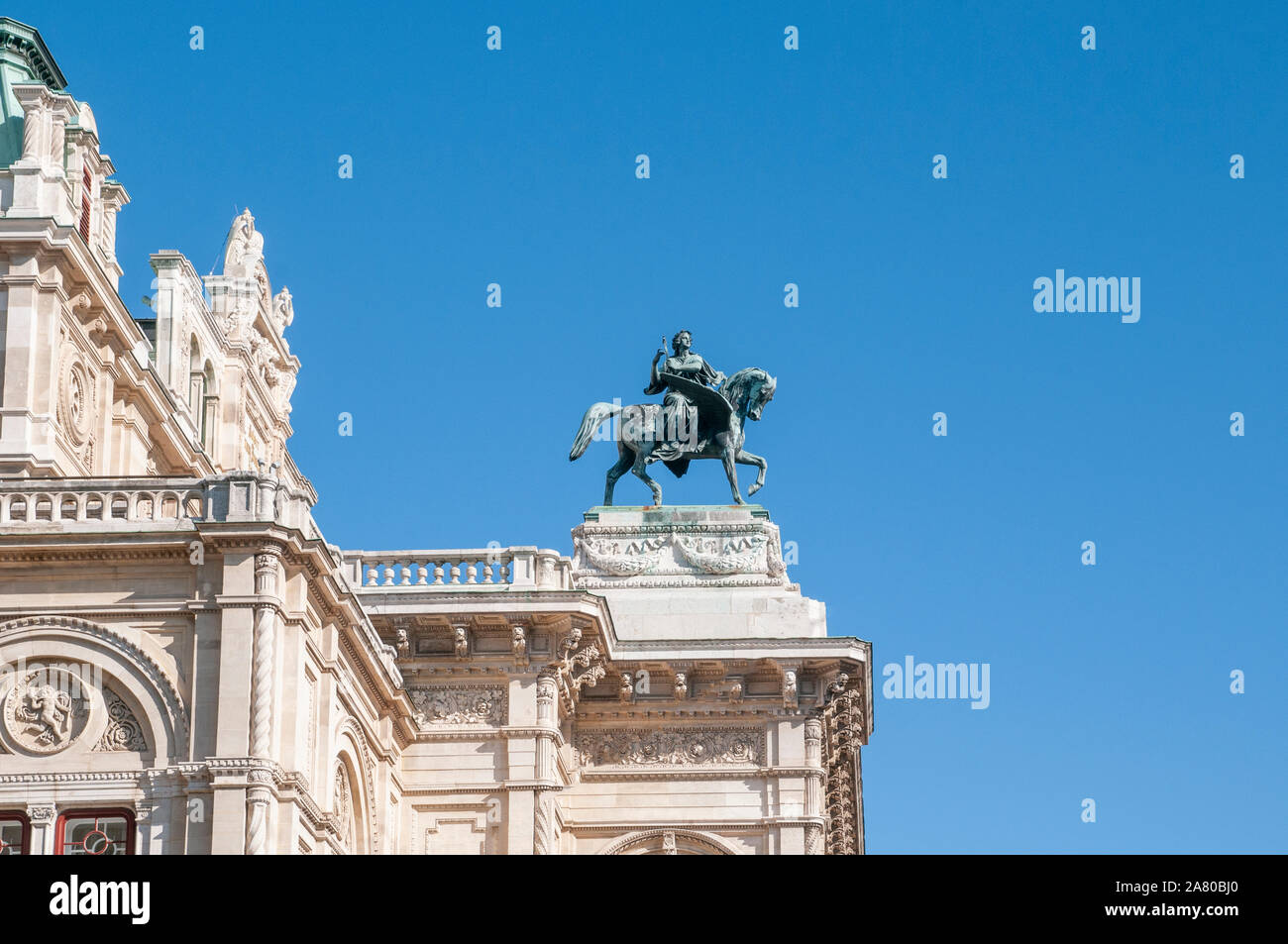Statue opera house vienna Banque de photographies et d’images à haute ...