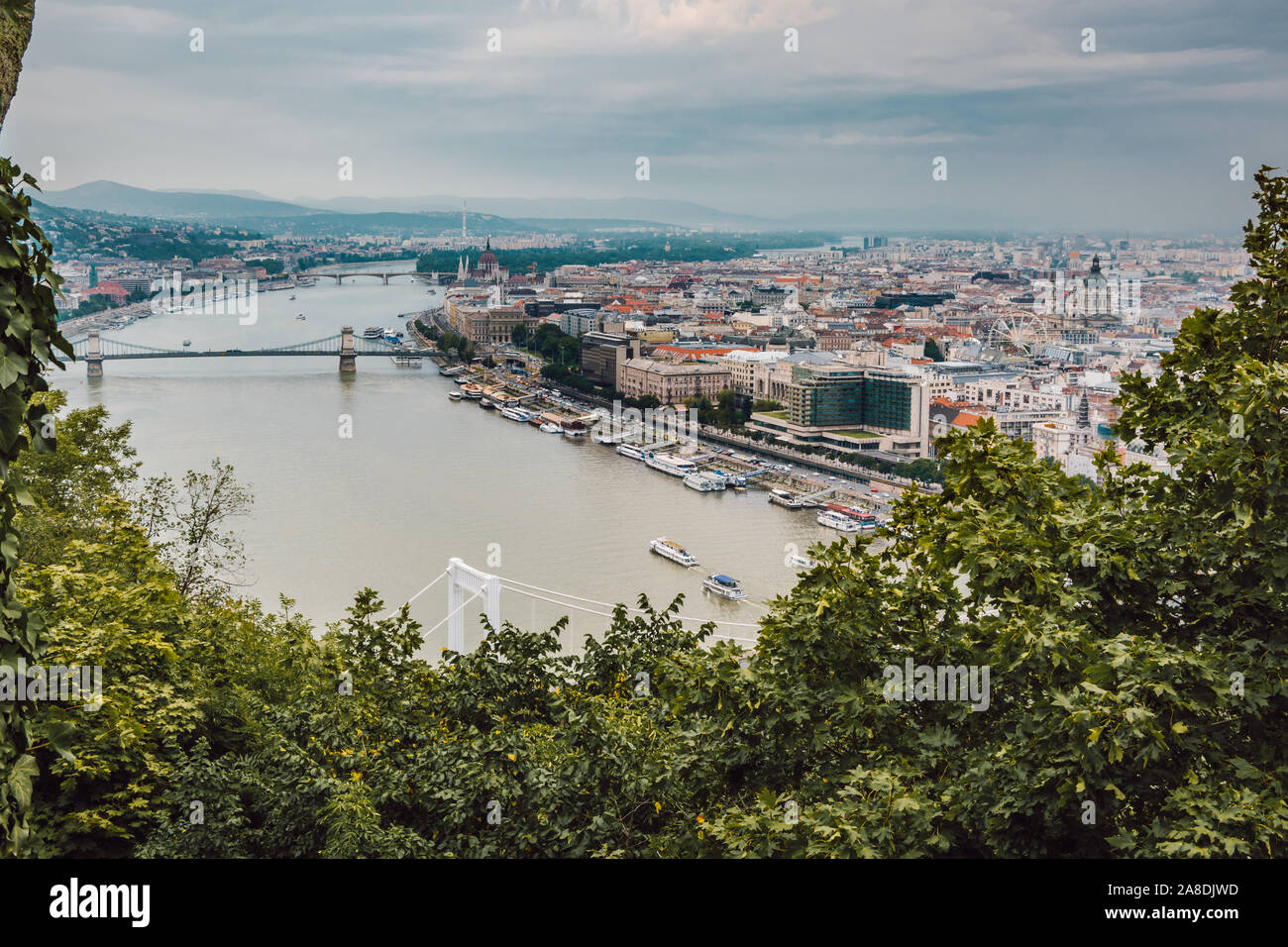 Visite de la ville de budapest Banque de photographies et d’images à ...