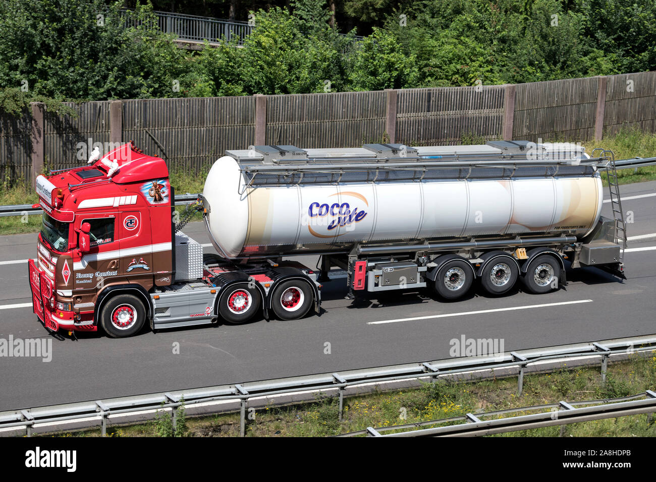 Ronny Ceusters Scania camion avec remorque Cocovite sur autoroute Photo ...