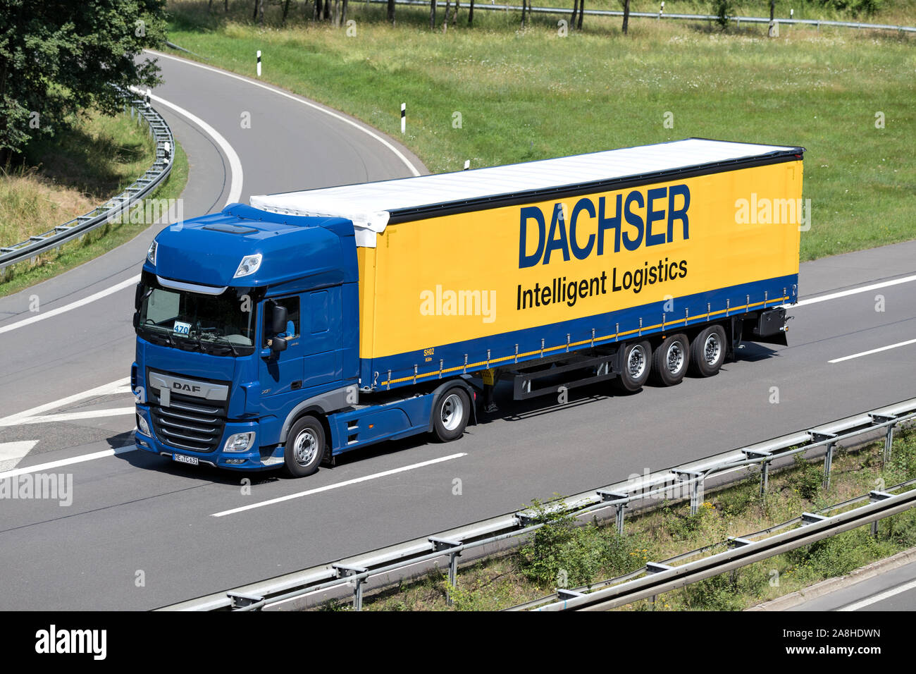 Camion dachser Banque de photographies et d’images à haute résolution ...