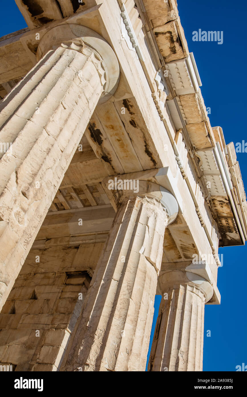 Colonnes doriques grecques Banque de photographies et d’images à haute ...