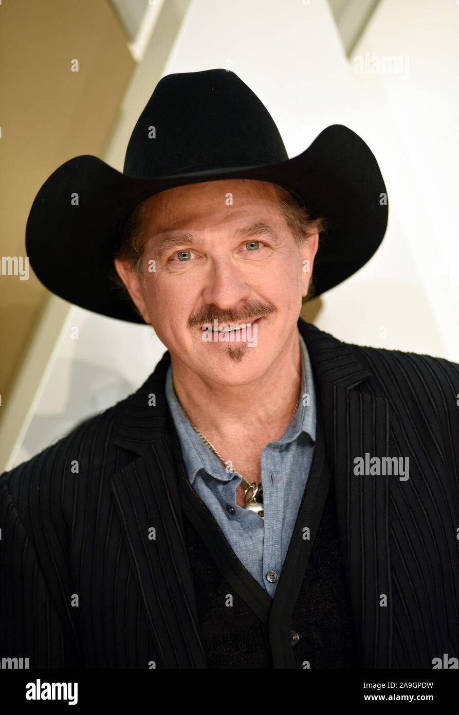 Kix brooks Banque de photographies et d’images à haute résolution - Alamy