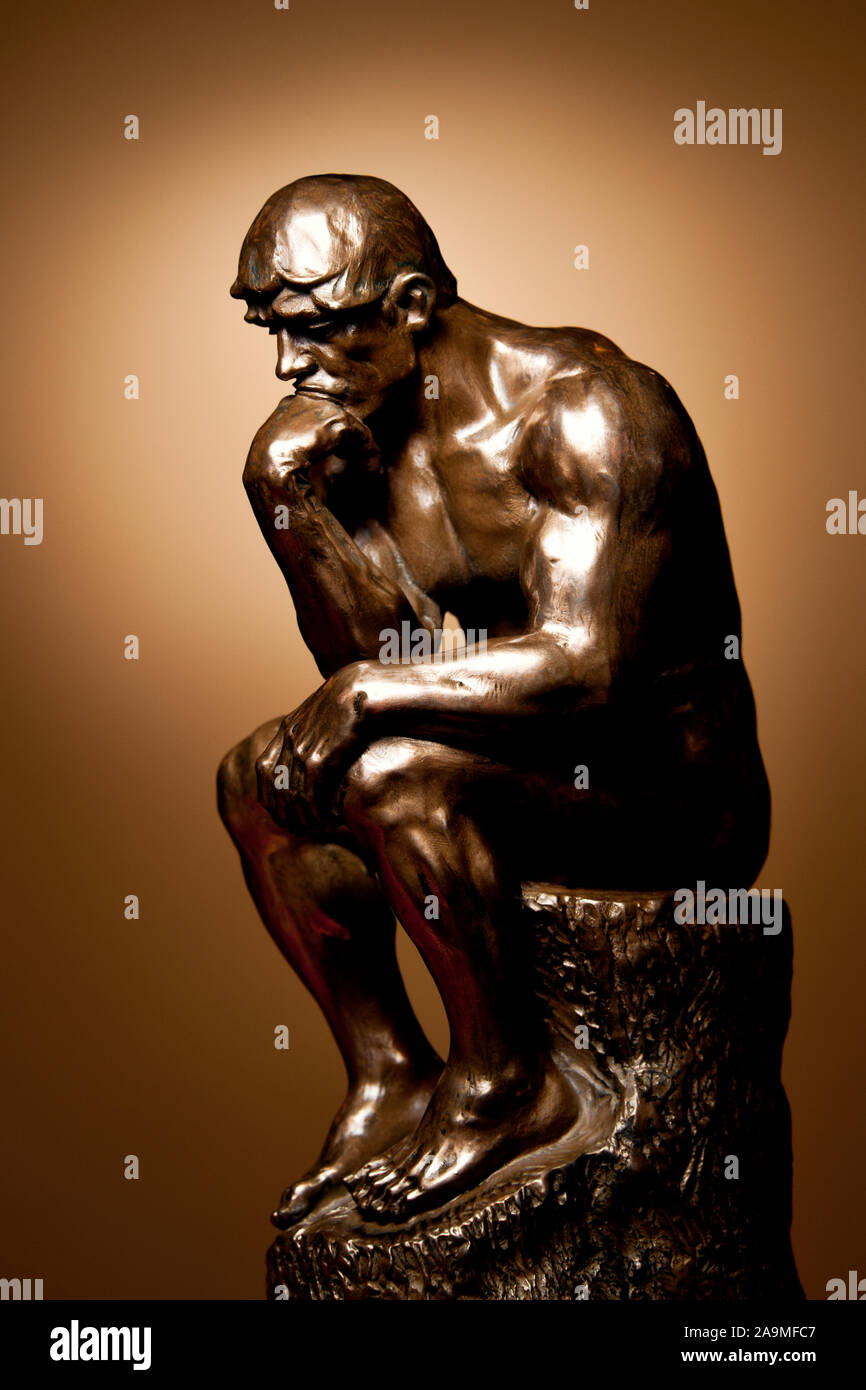 Le penseur de Rodin - Replica Statue en bronze Photo Stock - Alamy