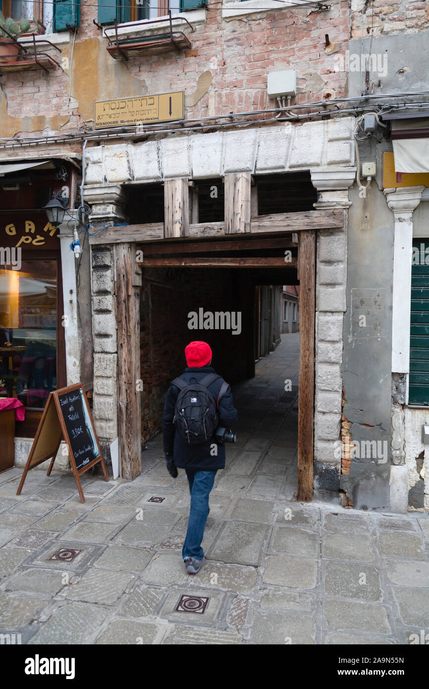 Calle ghetto vecchio venise Banque de photographies et d’images à haute ...