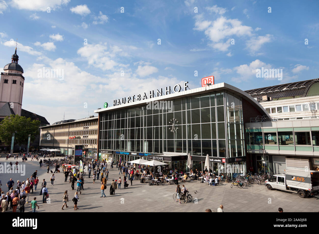 Signe hbf de cologne Banque de photographies et d’images à haute résolution - Alamy