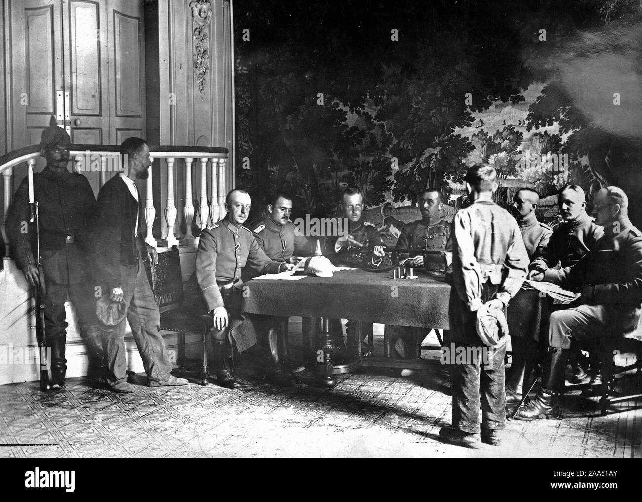 Tribunal militaire france Banque de photographies et d’images à haute ...