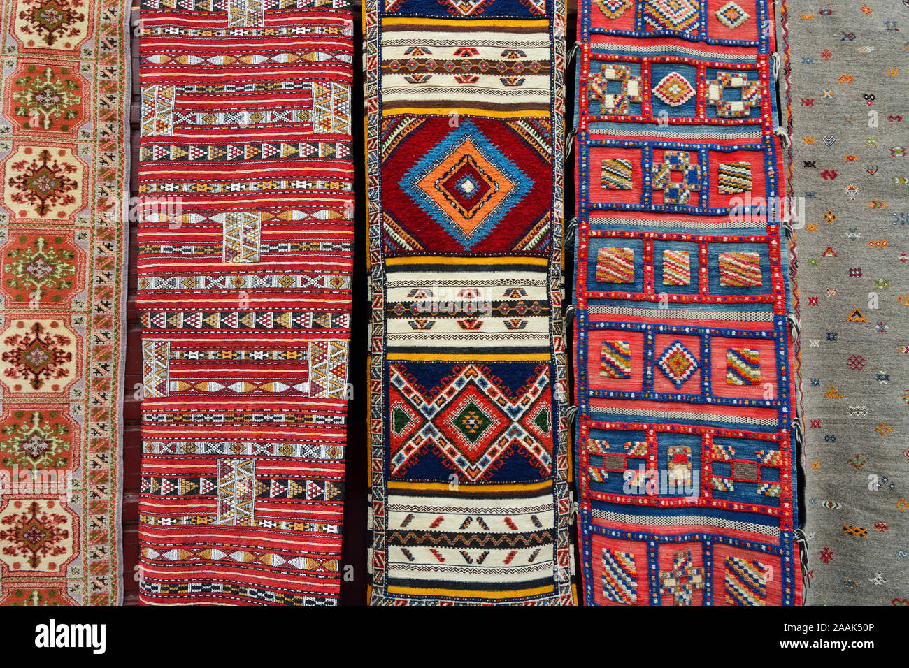 Tapis marocains Banque de photographies et d’images à haute résolution ...