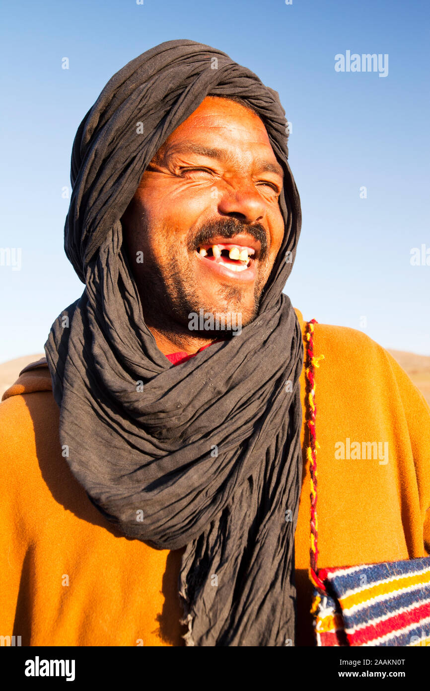 Un arabe berbère dans la région de Djebel Sirwa de l'Anti Atlas ...