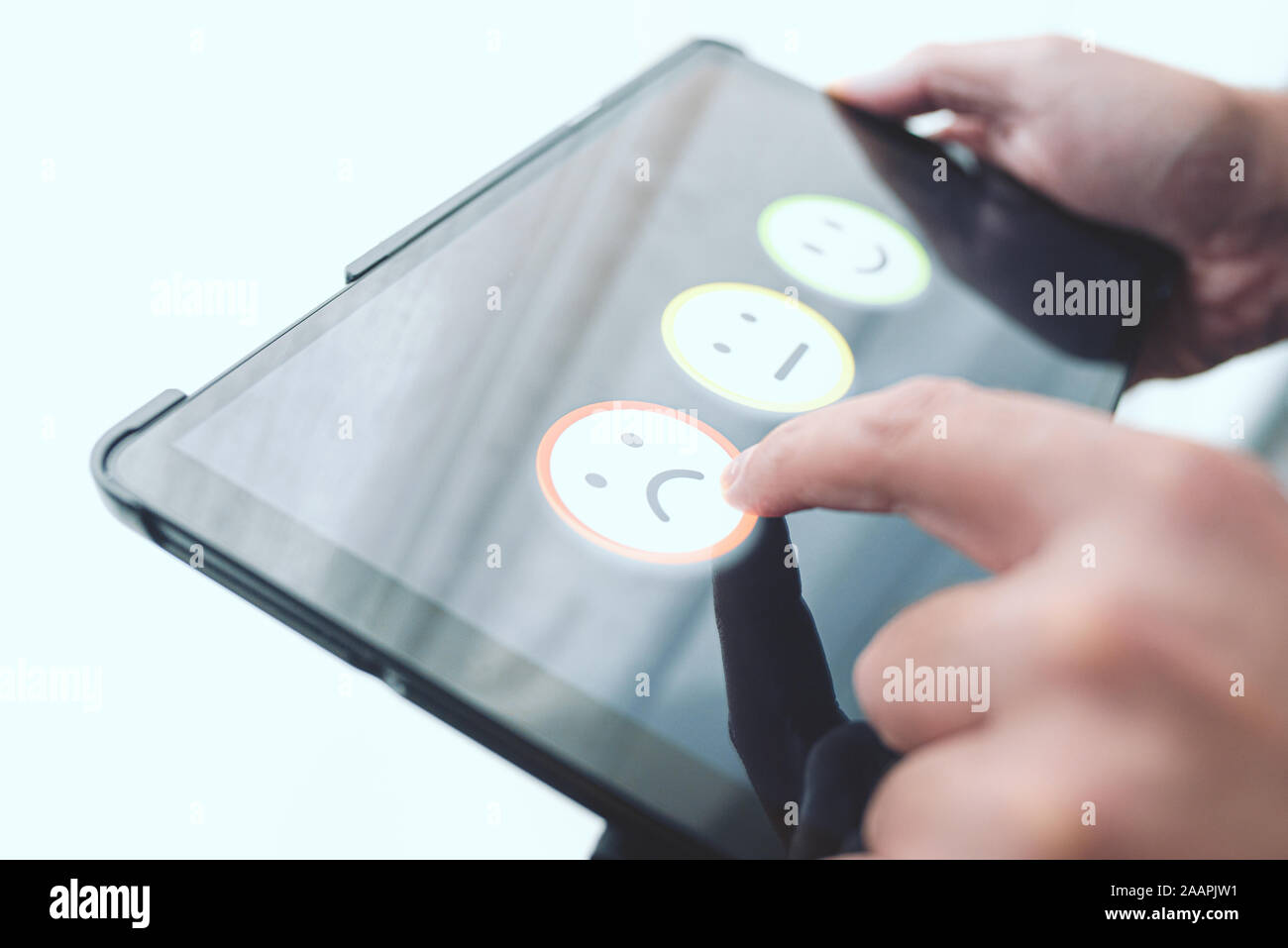 Visage insatisfait Banque de photographies et d’images à haute ...