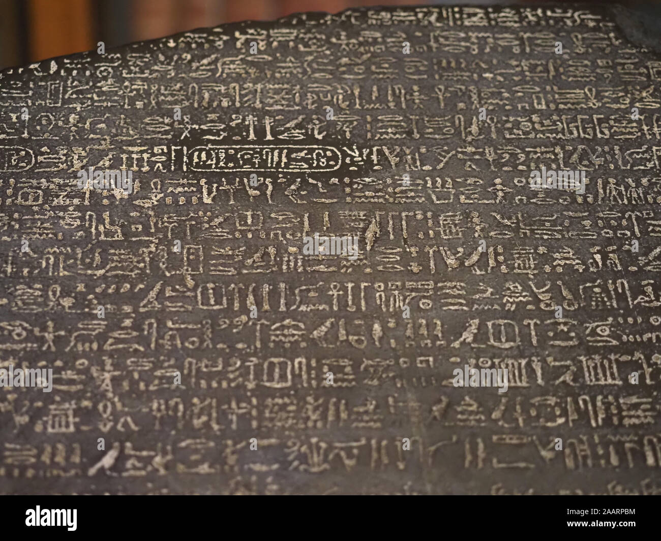 Londres, UK - circa 2019 SEPTEMBRE : stèle en pierre de Rosette au ...