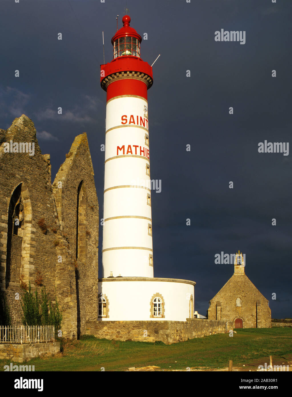 Pointe de saint mathieu Banque de photographies et d’images à haute ...