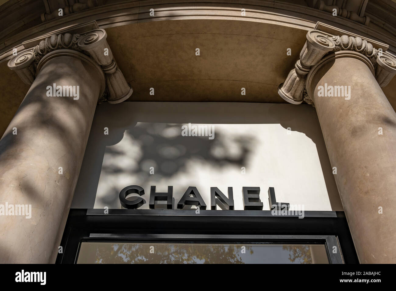 Logo chanel Banque de photographies et d’images à haute résolution - Alamy