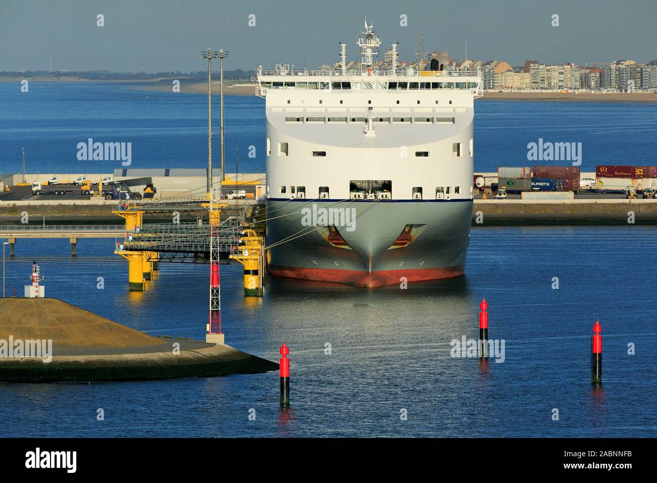 Terminal de ferry de zeebrugge Banque de photographies et d’images à ...