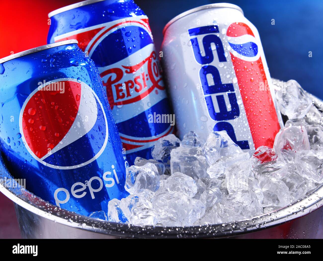 Vieille canette de pepsi cola Banque de photographies et d’images à ...