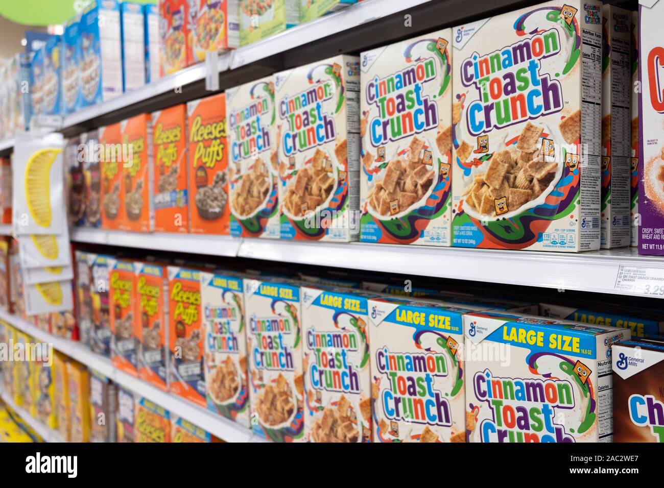 Boxes of cereal Banque de photographies et d’images à haute résolution ...