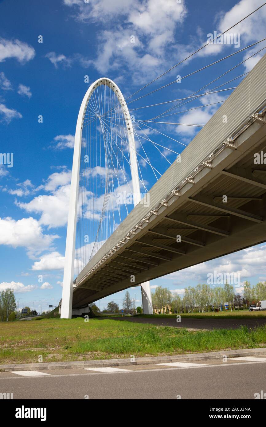 Santiago calatrava bridge Banque de photographies et d’images à haute ...