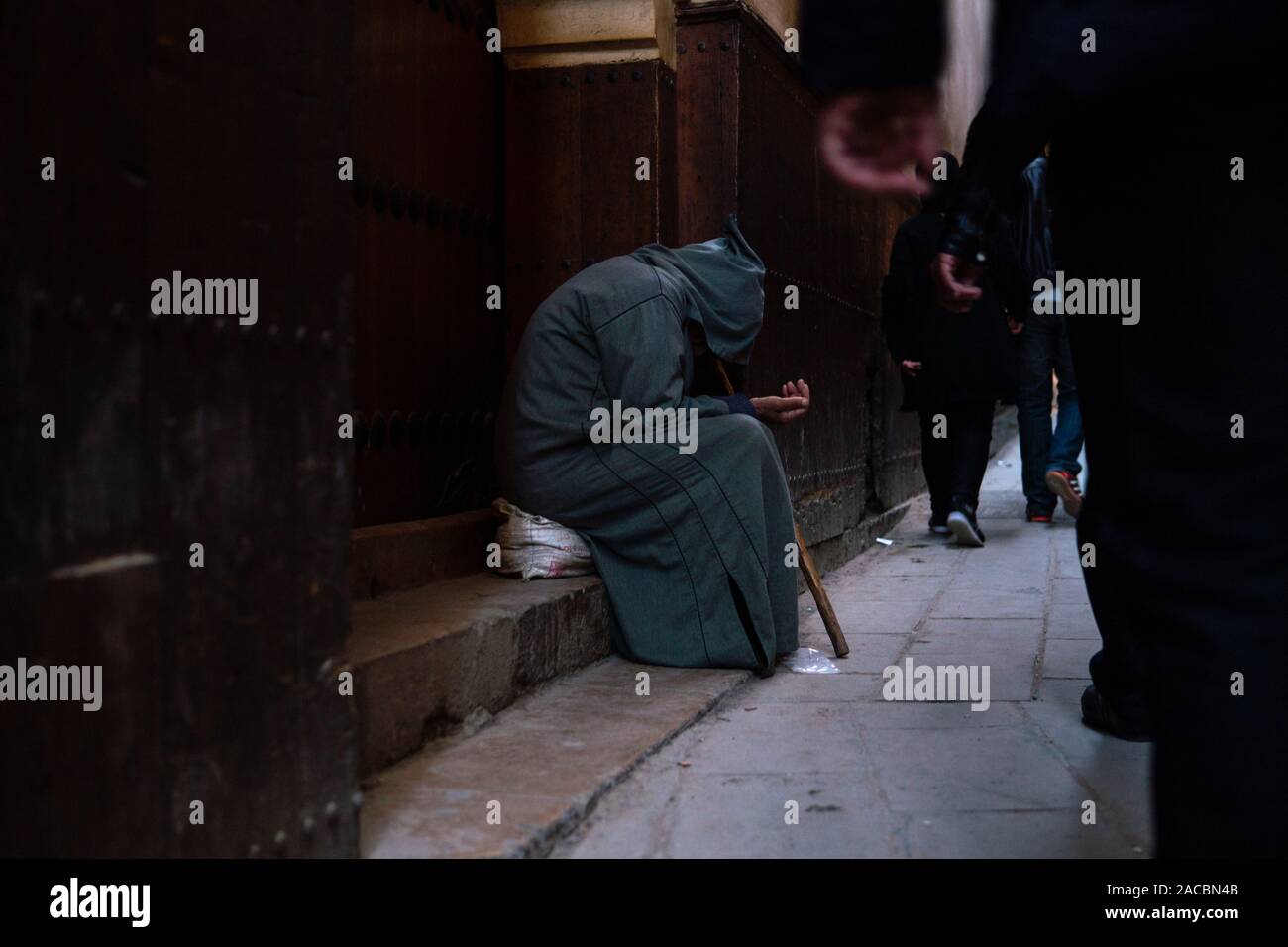 Un mendiant dans la rue africaine Banque de photographies et d’images à ...