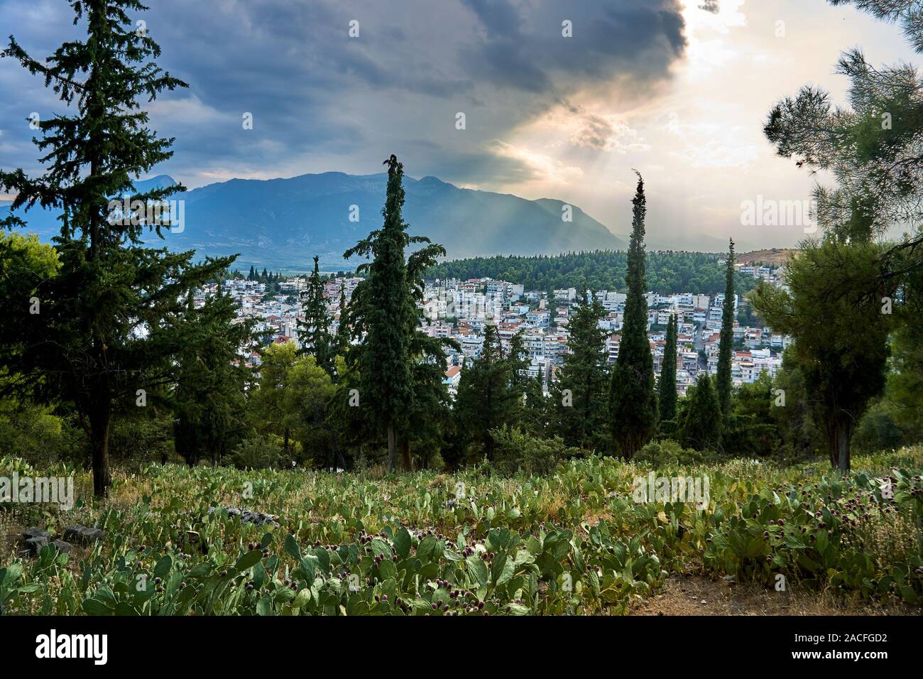 Vue panoramique aérienne sur la ville de Lamia, la Grèce à l'extérieur ...