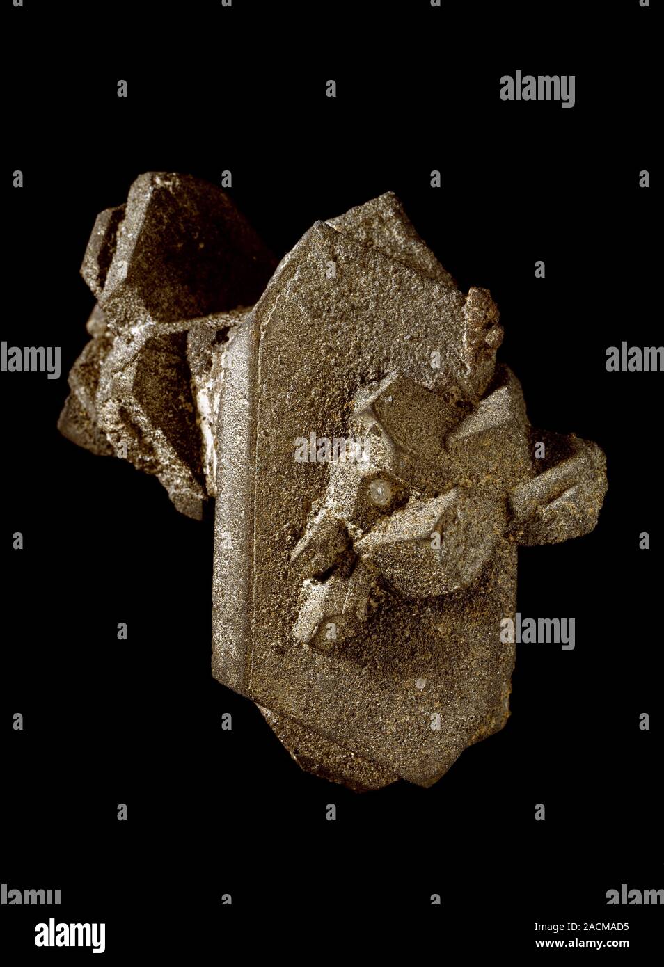 La cassitérite. Pseudomorphous les cristaux de la cassitérite (oxyde d ...