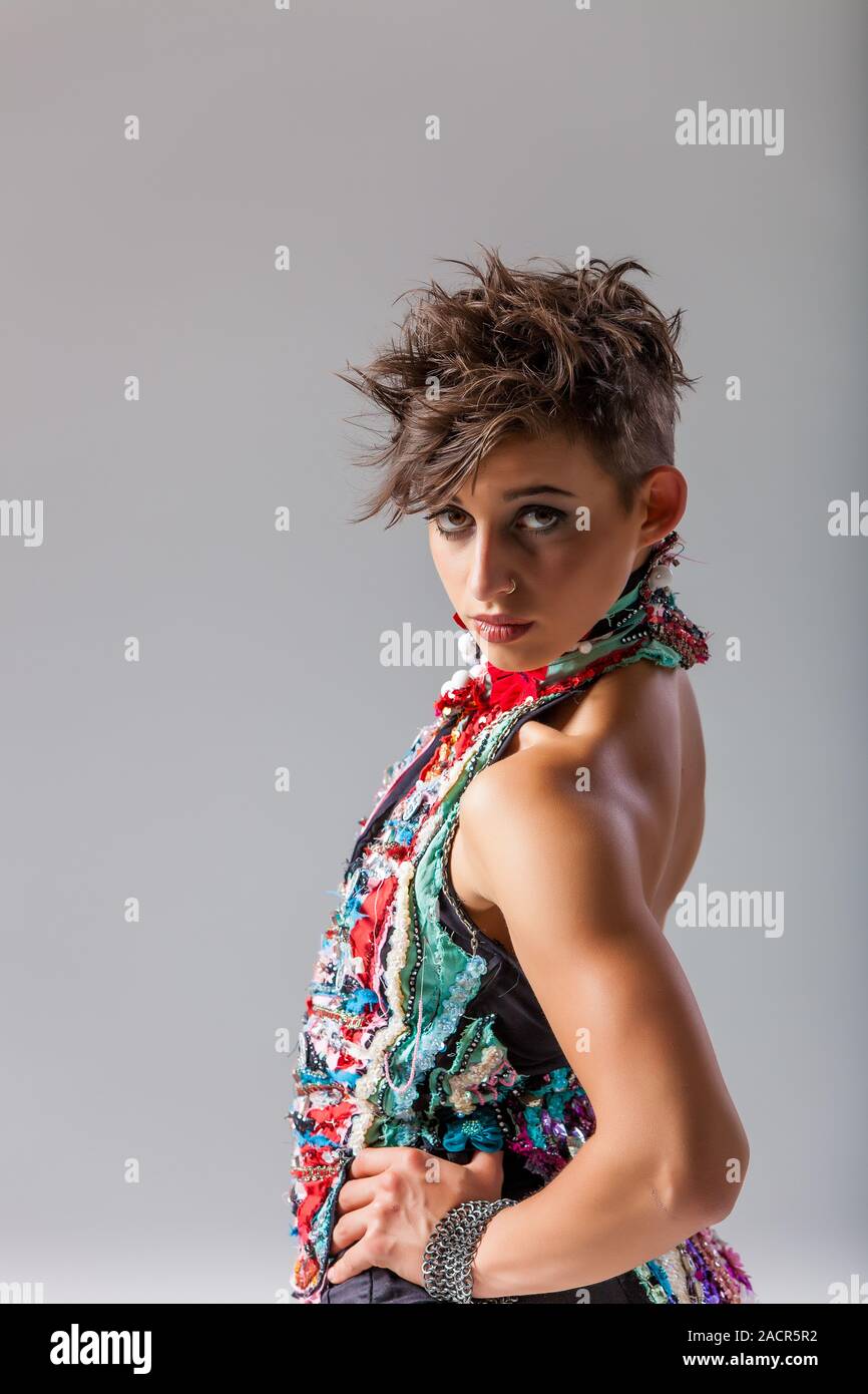 Female punk Banque de photographies et d’images à haute résolution - Alamy