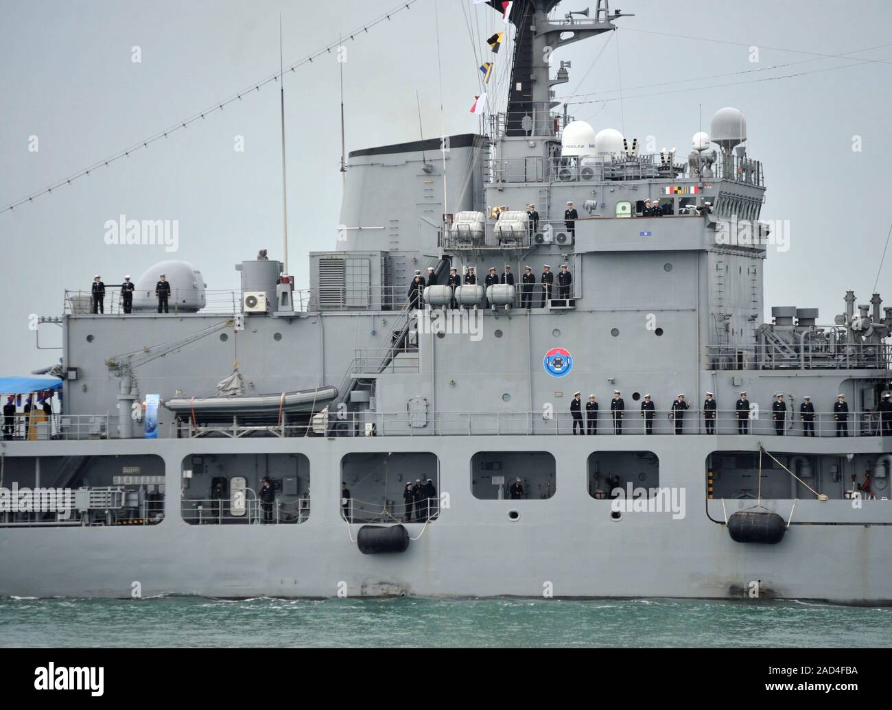 AJAXNETPHOTO. Novembre 3rd, 2015. PORTSMOUTH, Angleterre. Les navires ...