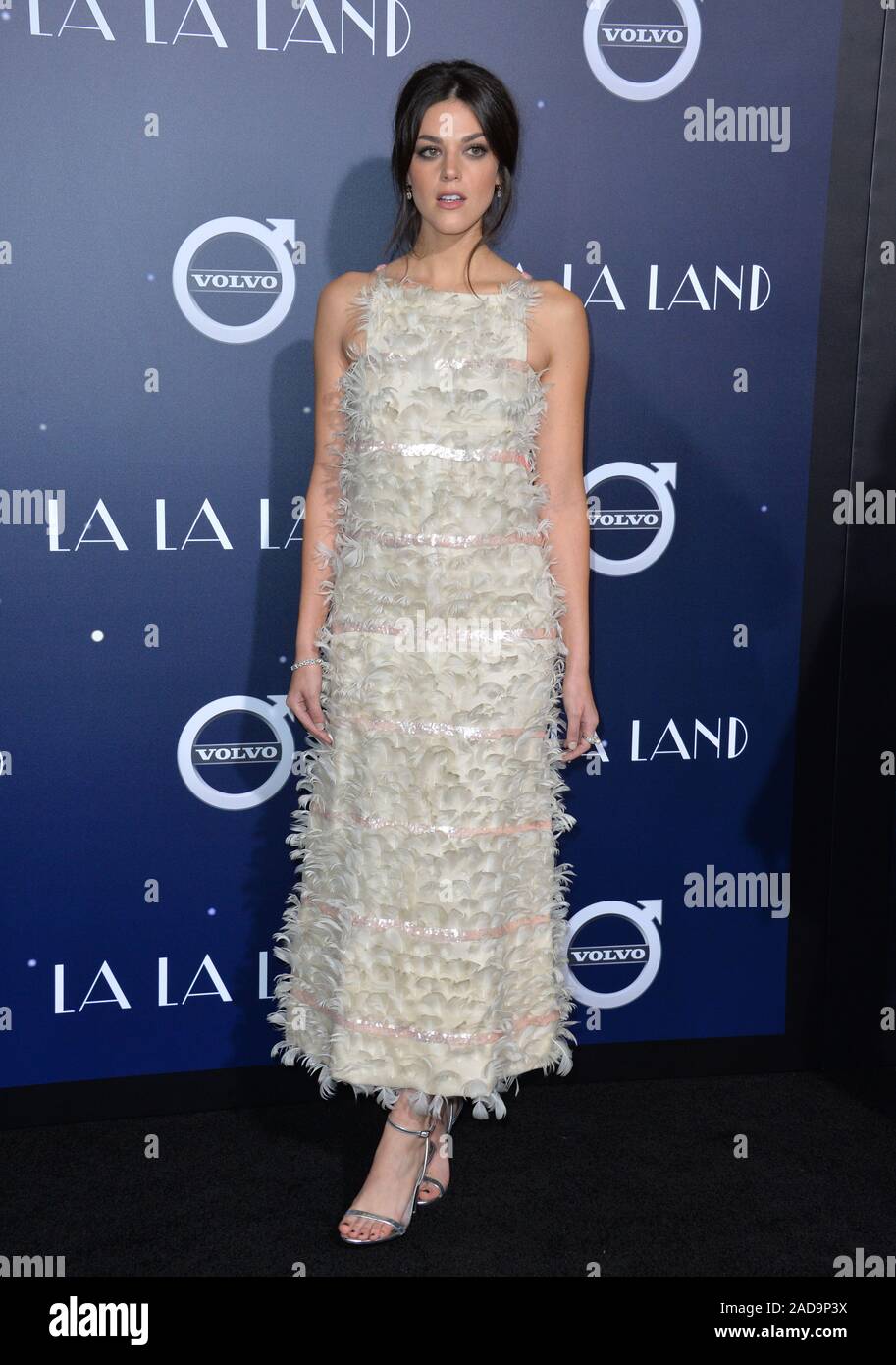 L'actrice Callie Hernandez au Los Angeles premiere pour "La La Land" au ...