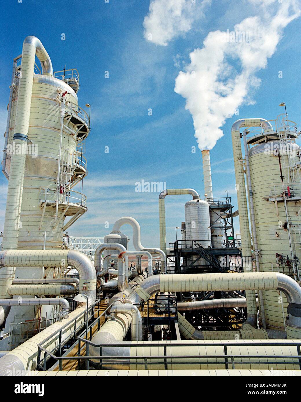 L'énergie géothermique. Centrale pour la production d'électricité par l'exploitation de l ...