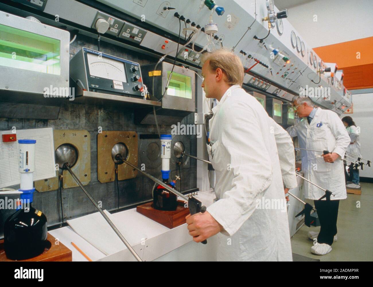 Préparation De Technétium 99m Tc 99m Générateurs Isotopiques