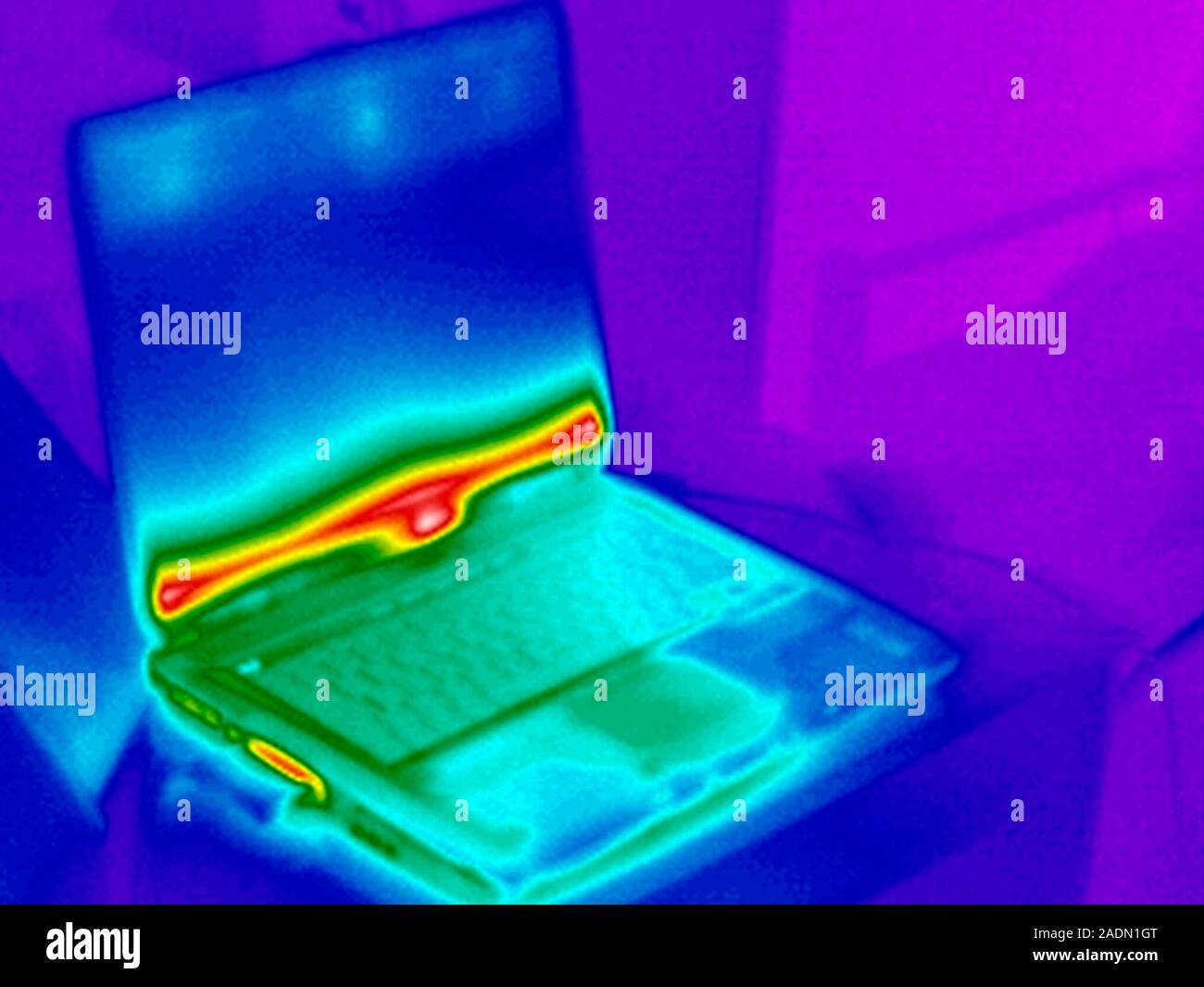 Ordinateur portable, un thermogramme. Un thermogramme montre la ...