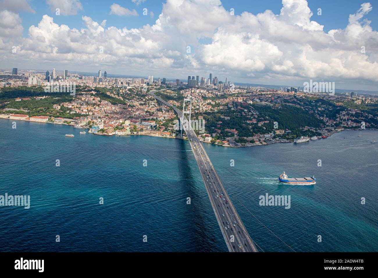 Pont du bosphore et palais beylerbeyi Banque de photographies et d ...