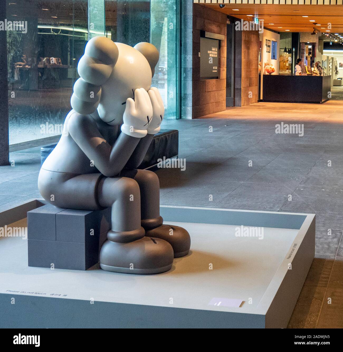 Brian donnelly kaws sculpteur graffeur Banque de photographies et d ...