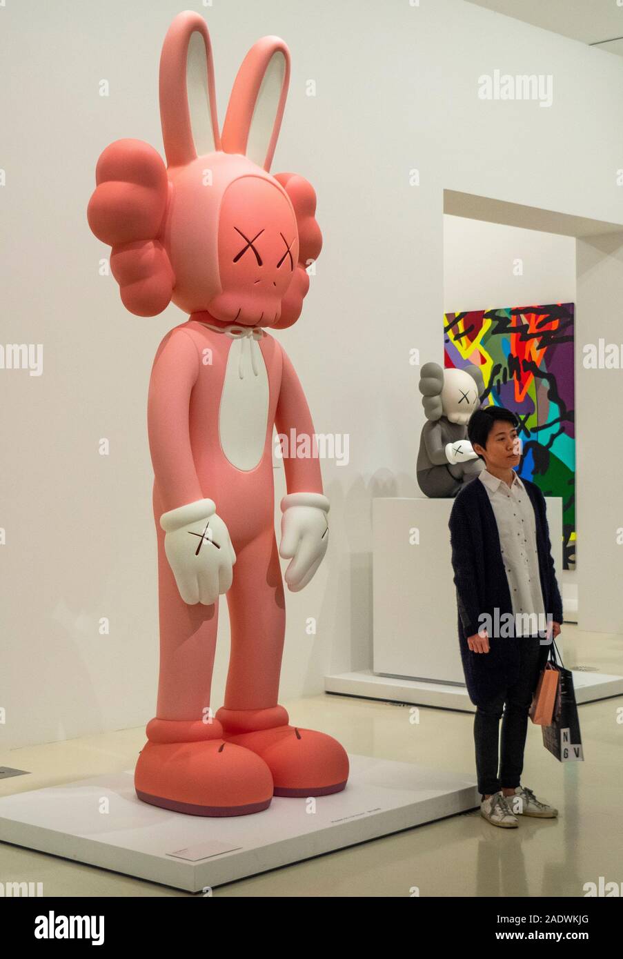 Brian donnelly kaws sculpteur graffeur Banque de photographies et d ...