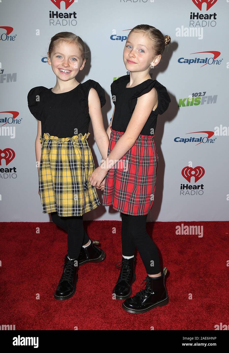 Mia allen and ella allen Banque de photographies et d’images à haute ...