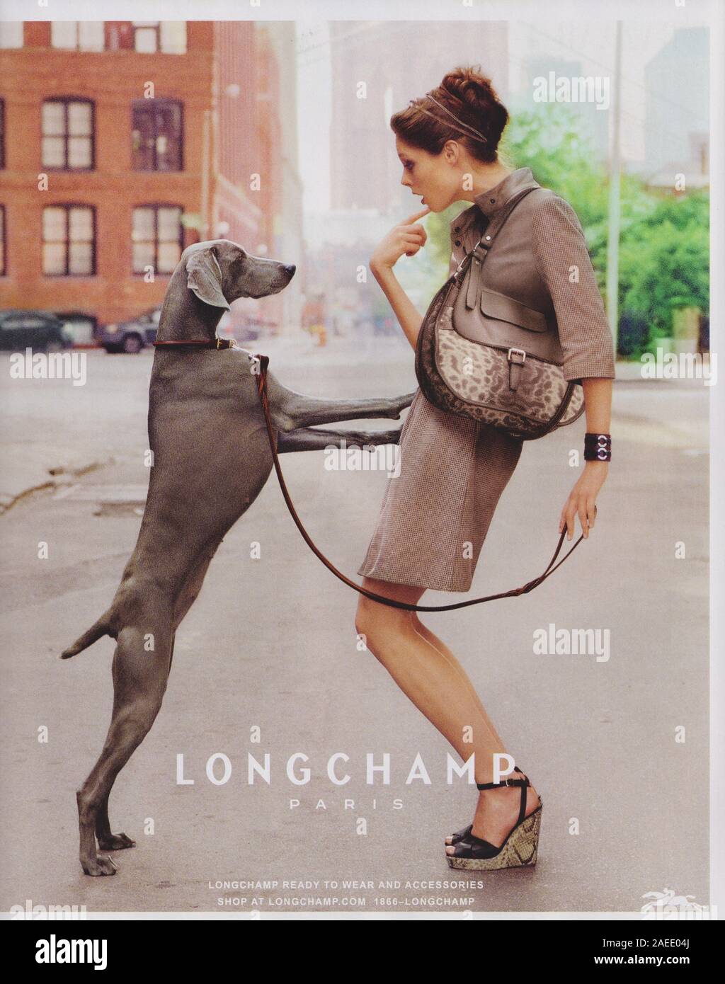 Affiche publicitaire de Longchamp maison de la mode avec Coco Rocha ...
