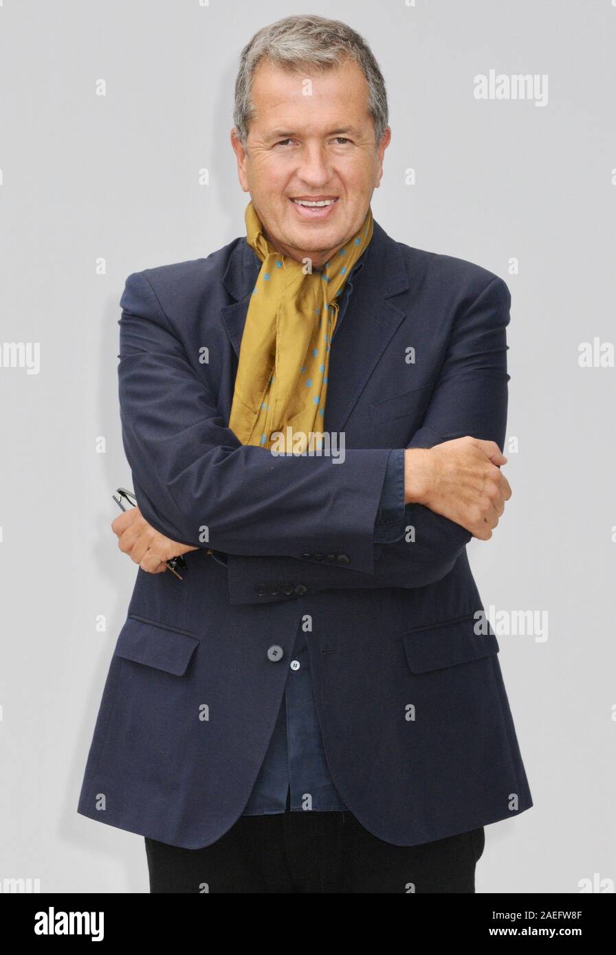 Mario testino Banque de photographies et d’images à haute résolution ...
