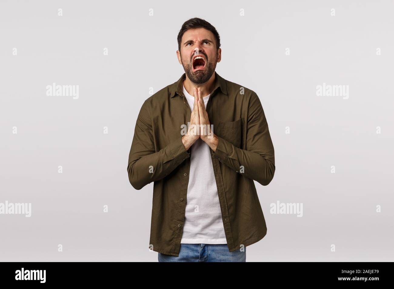 Pourquoi Dieu si cruel pour moi. Souffrance et colère angry young ...