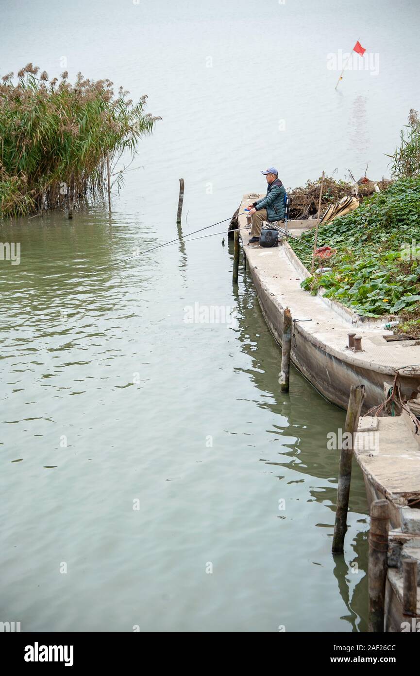 Lac tai Banque de photographies et d’images à haute résolution - Alamy