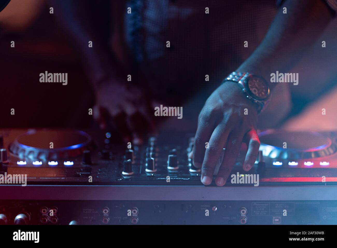 Disque Bleu Banque d'image et photos - Alamy