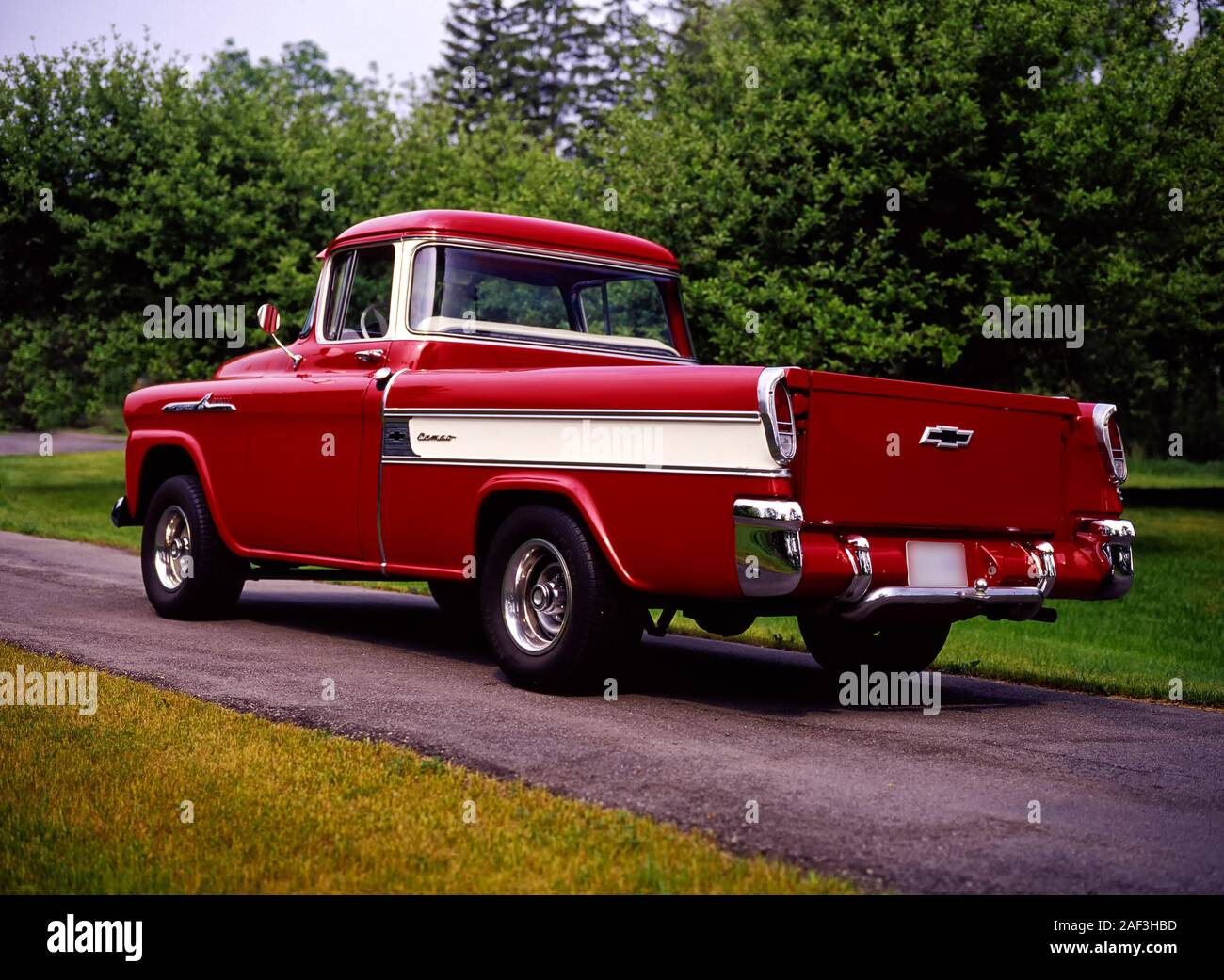 Camionnette et remorque Banque de photographies et d’images à haute ...